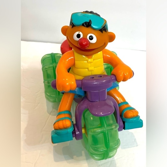 Toys | Jim Hensonsesame Streeternies Splashin Fun Trikewatertub Push ...